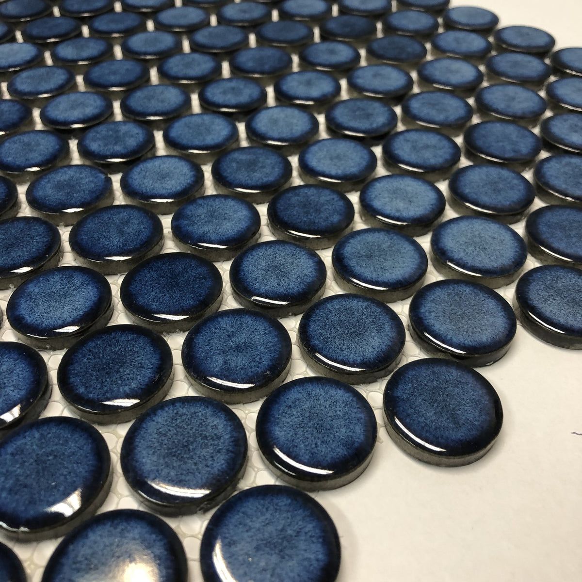 Antique Blue Gloss Penny Round Mosaic Tile 28mm – YH Ceramics Pty Ltd